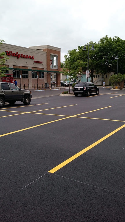 Commercial Paving Contractor in Wisconsin | Asphalt Pavers for ...