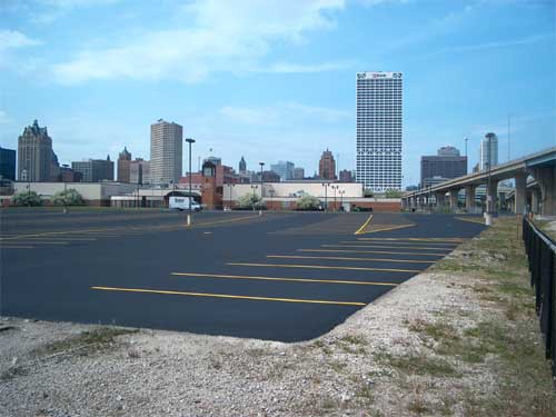 Commercial Paving Contractor in Wisconsin | Asphalt Pavers for ...